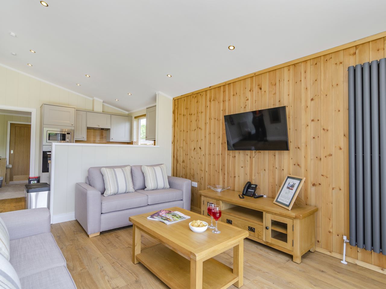 4-person lodge - The Apethorpe (Pet) 4CP on Rockingham Forest