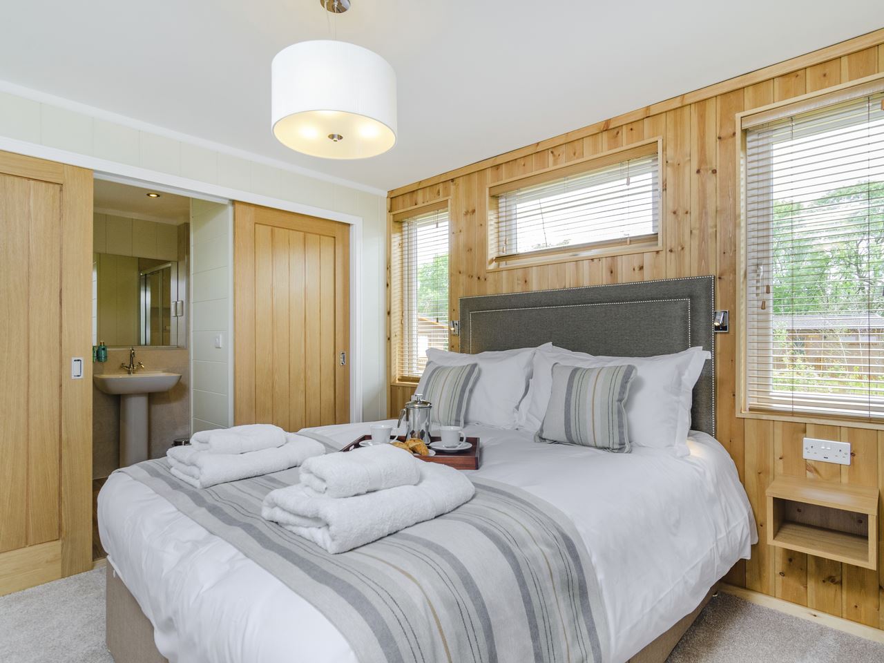 4-person lodge - The Apethorpe (Pet) 4CP on Rockingham Forest