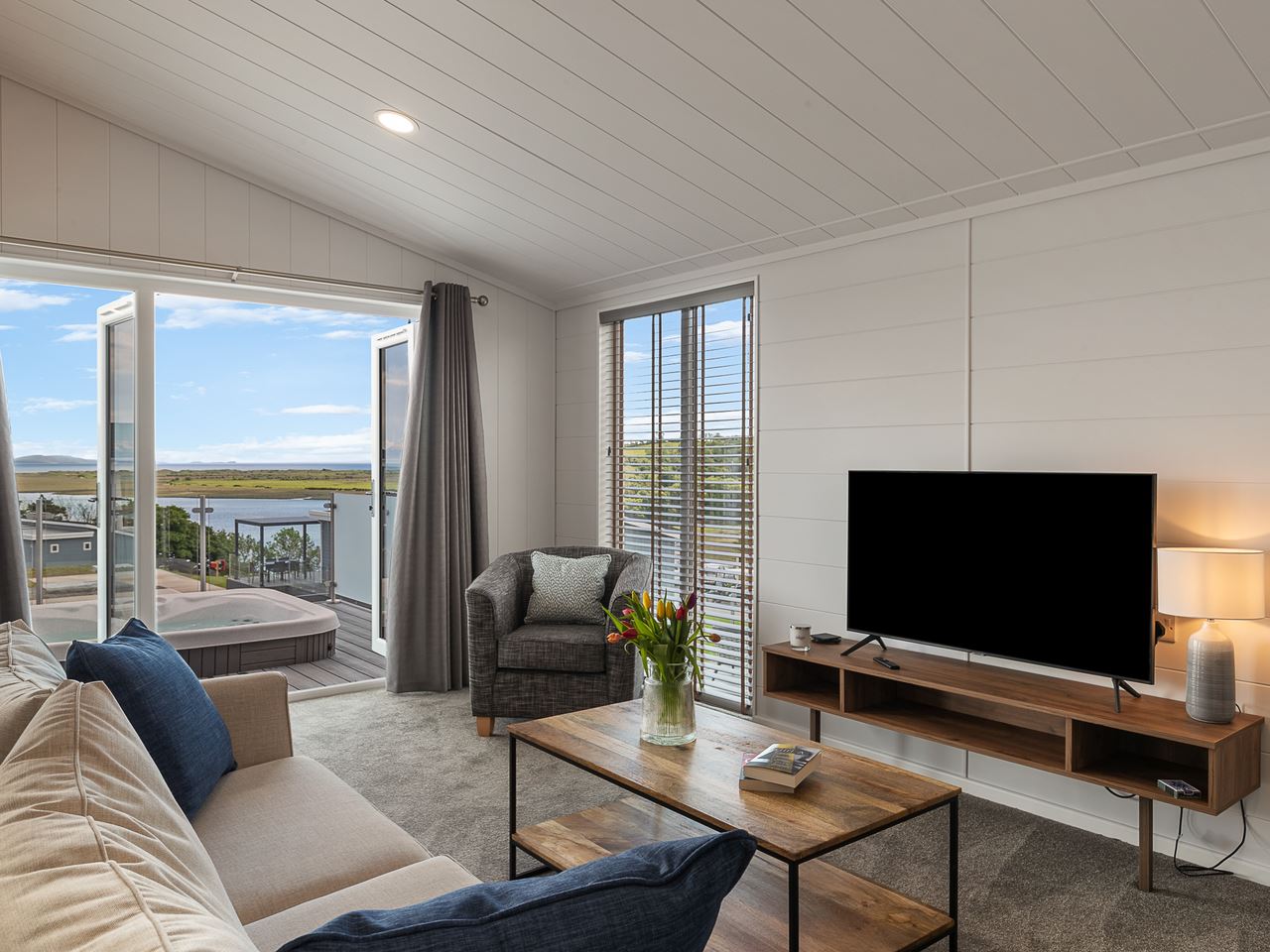 6-person lodge - Sonnet 3 Spa (Pet) 6C50 on Dylan Coastal Resort