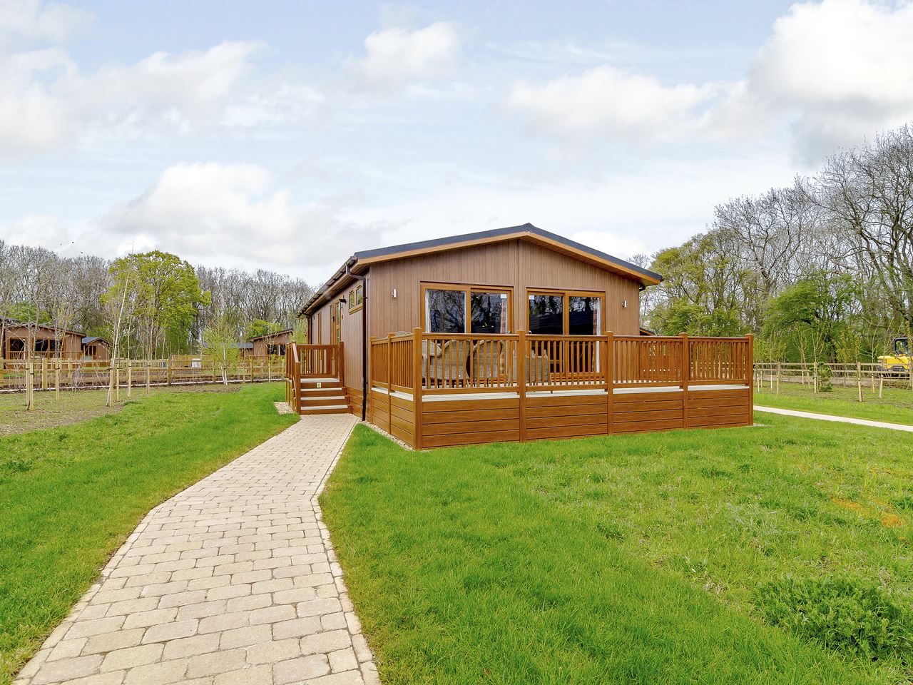 4-person lodge - The Sutton 4CEJ on Rockingham Forest