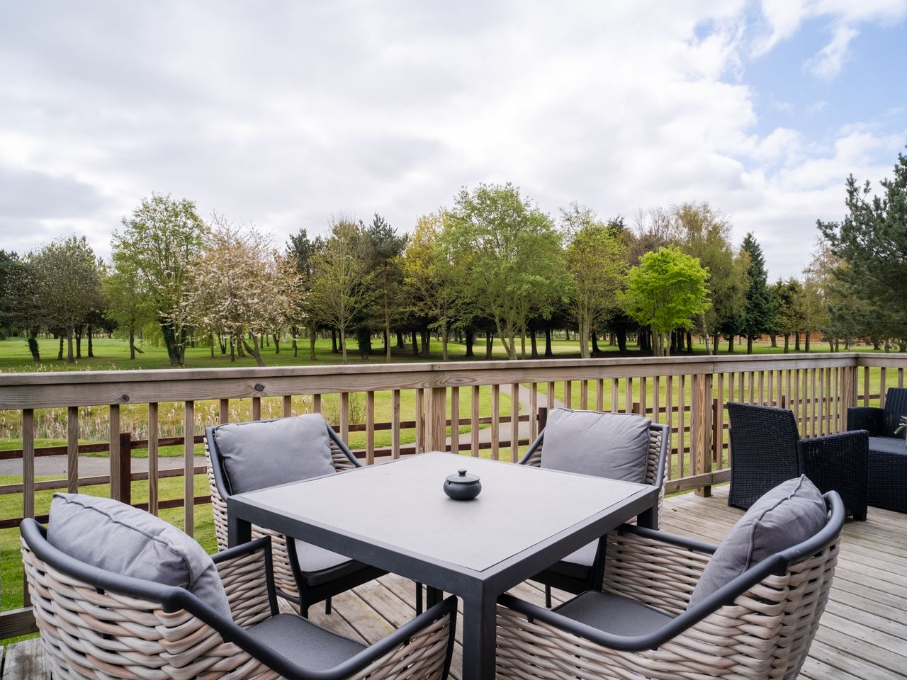 4-person lodge - The View 4C6 on Laceby Manor Resort & Spa