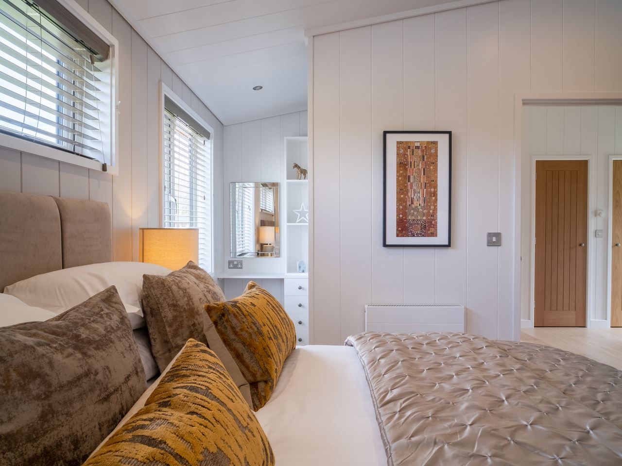 4-person lodge - The Retreat 4C16 on Laceby Manor Resort & Spa