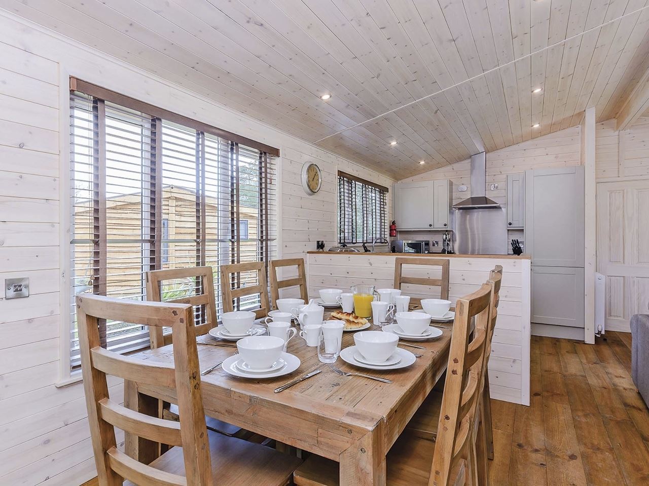 8-10 person lodge - Lancaster 8C1 on Marwell Resort