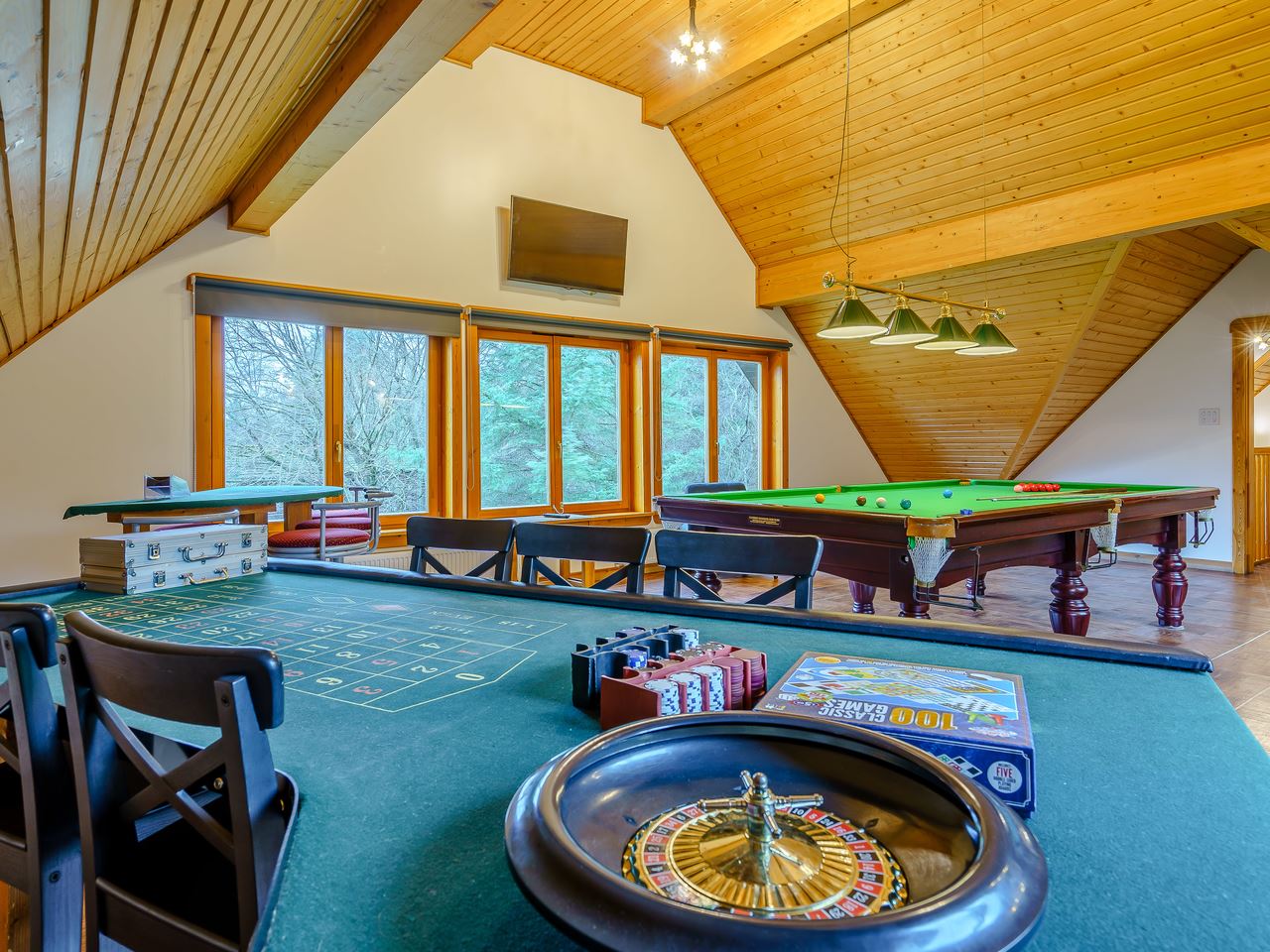 12-person lodge - Vegas Spa Plus 12LJ on Piperdam