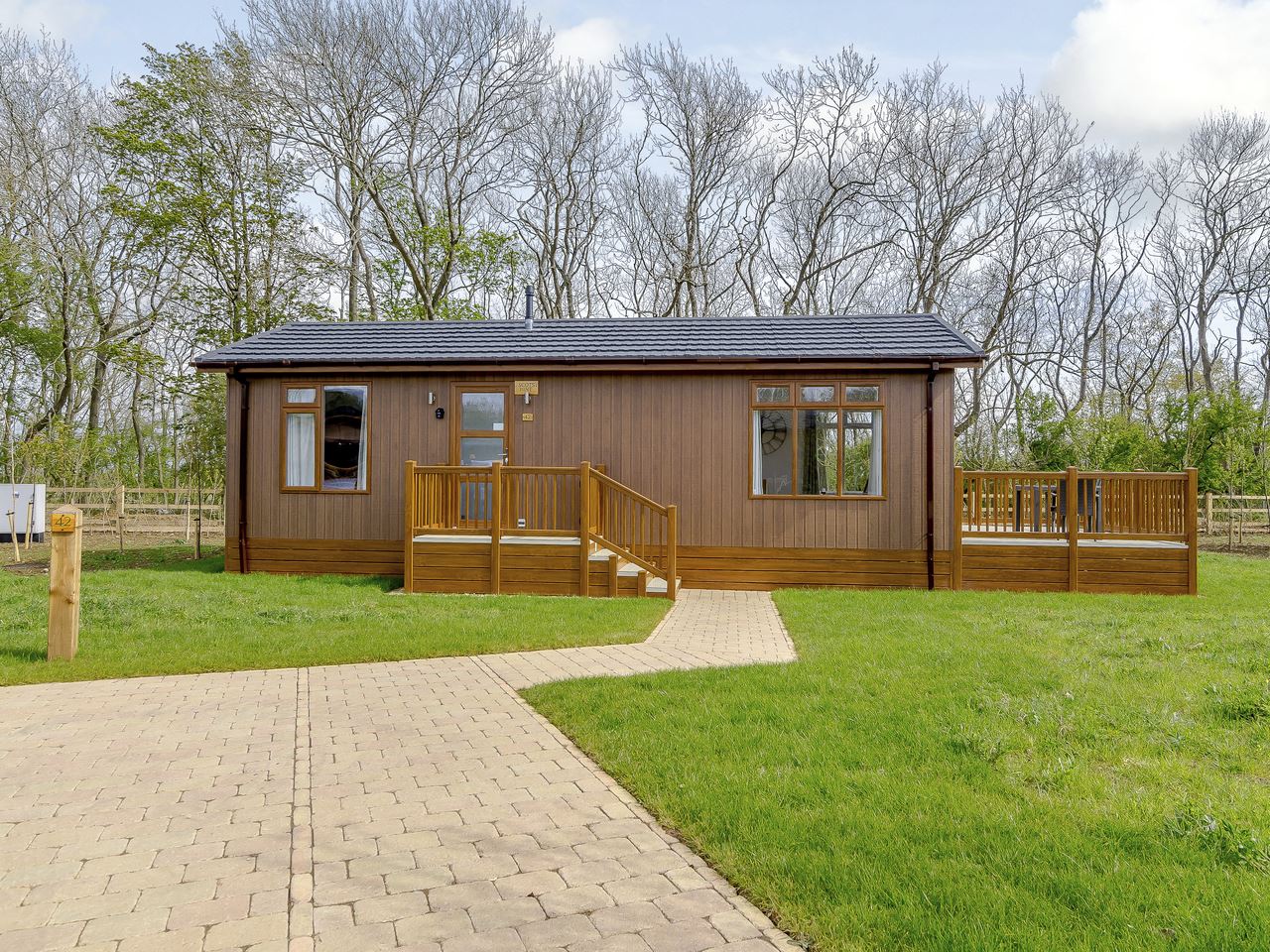 2-person lodge - The Woodnewton 2CJ on Rockingham Forest