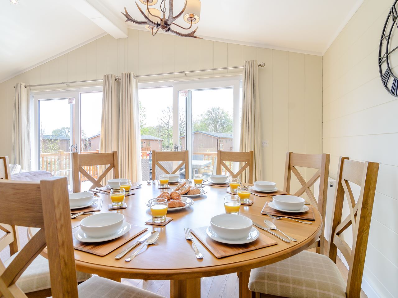 8-person lodge - The Alwalton 8C on Rockingham Forest