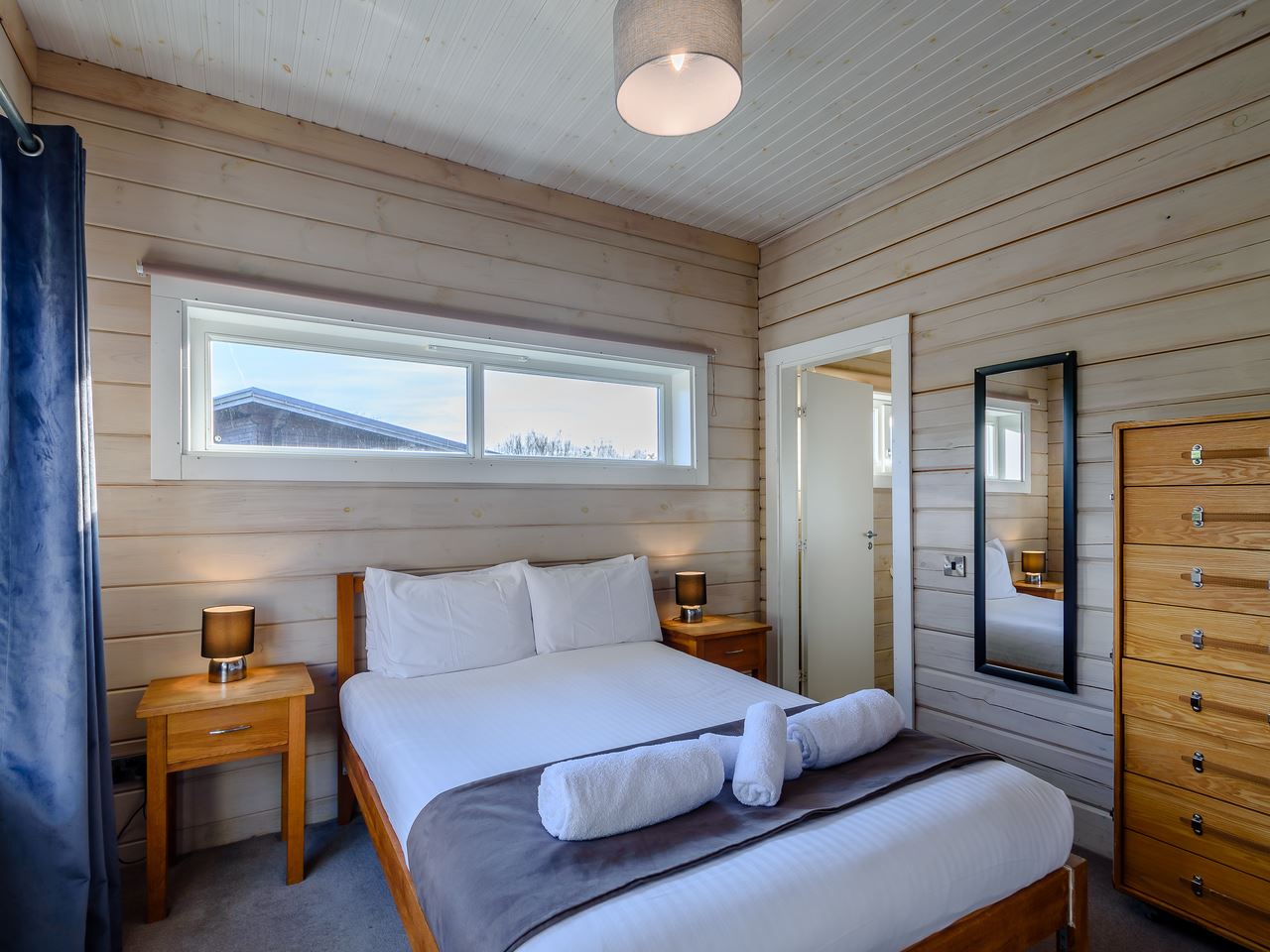 2-person lodge - Chestnut Spa 2CJ on Woodland Lakes